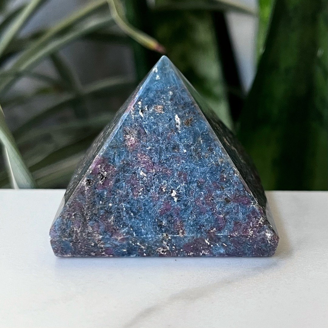 Ruby Kyanite Pyramid / Ruby Kyanite Crystal / Ruby Kyanite Stone - Etsy