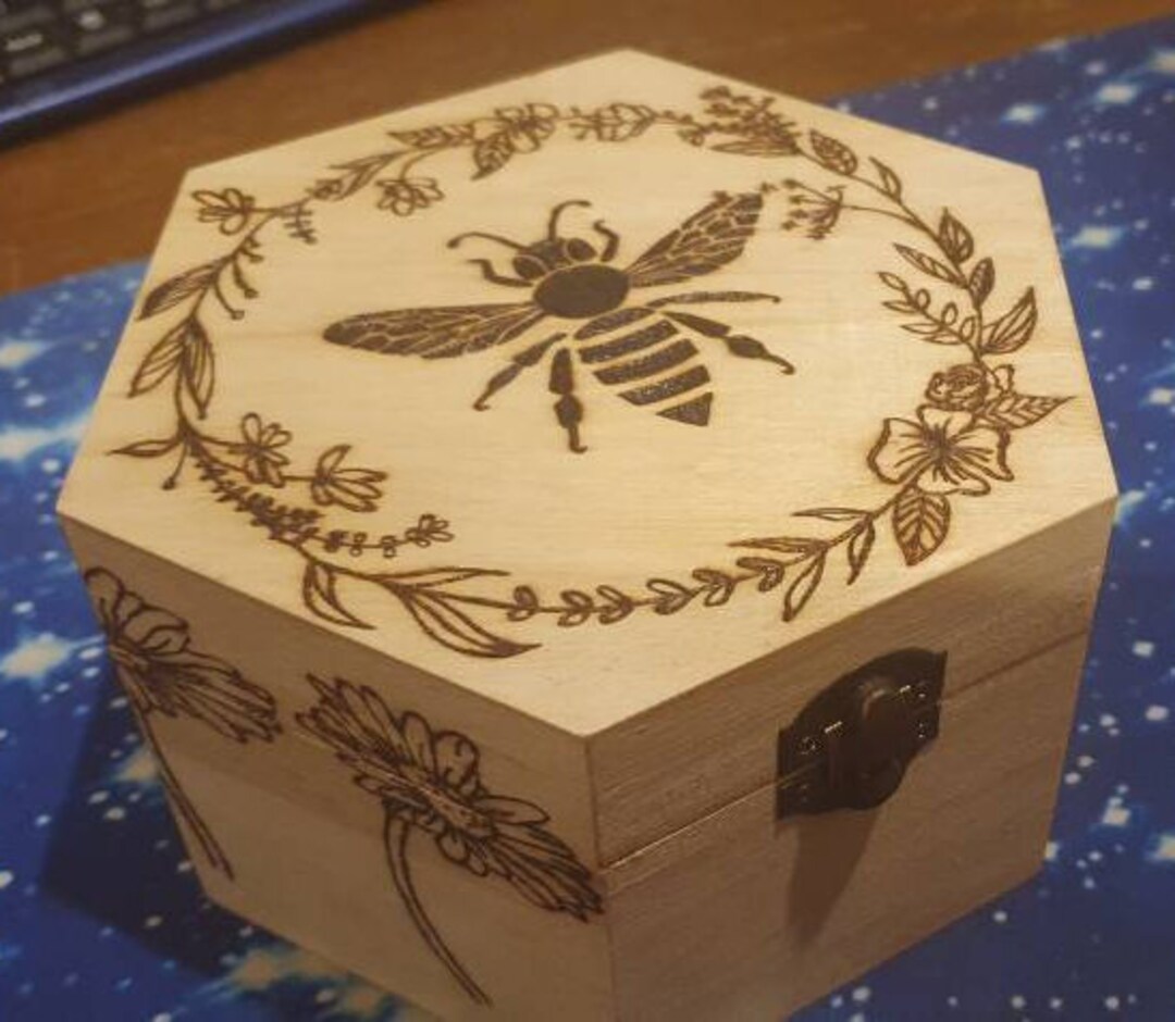 Bumble Bee Wreath Daisy Hexagonal Trinket Box - Etsy