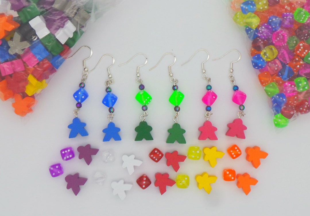 MEEPLE DICE EARRINGS// Geeky Earrings, Nerd Jewelry, Board Game Fan ...
