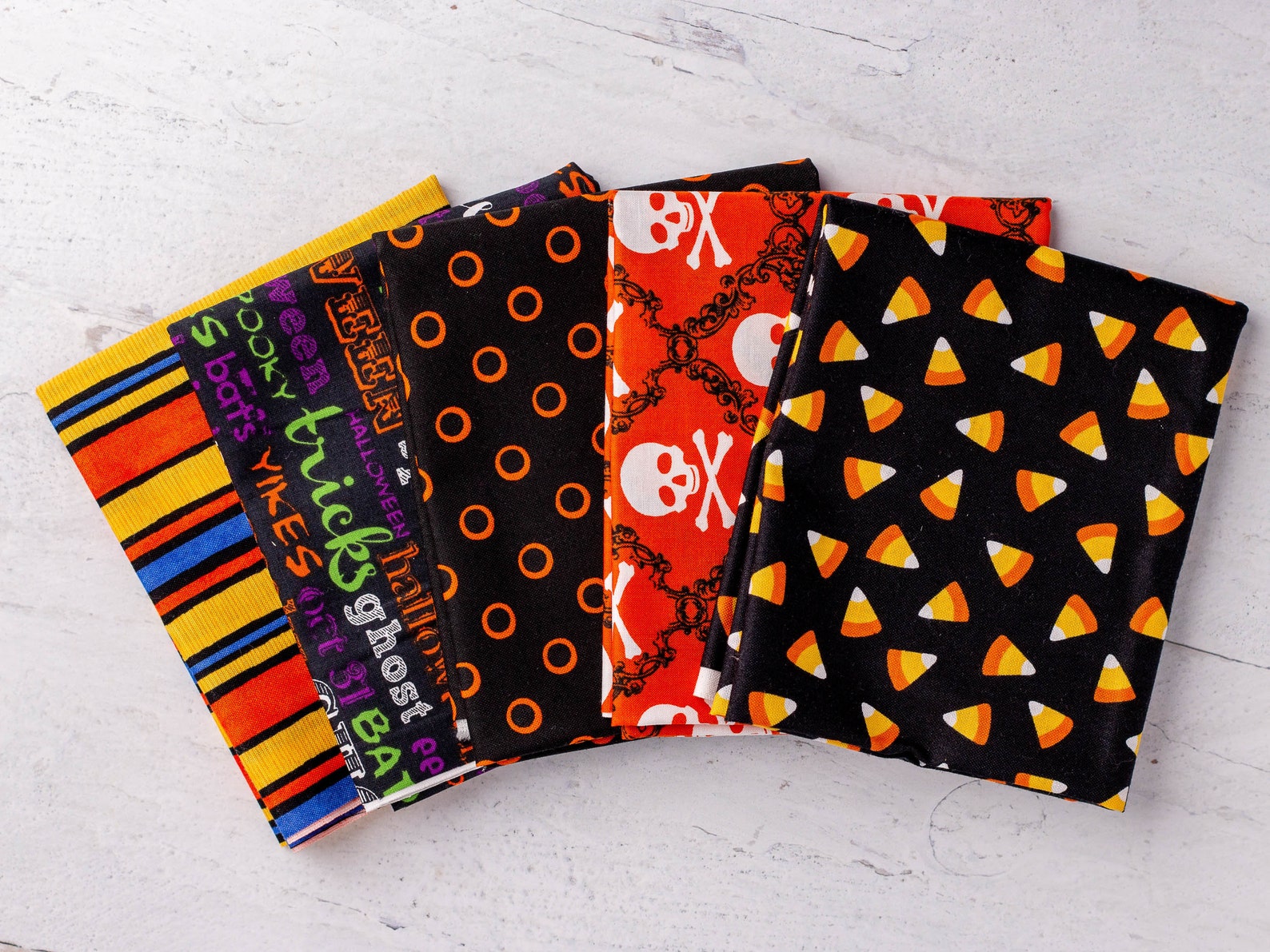 Halloween 5 Piece Fat Quarter Bundle - Quilting Cotton - Etsy