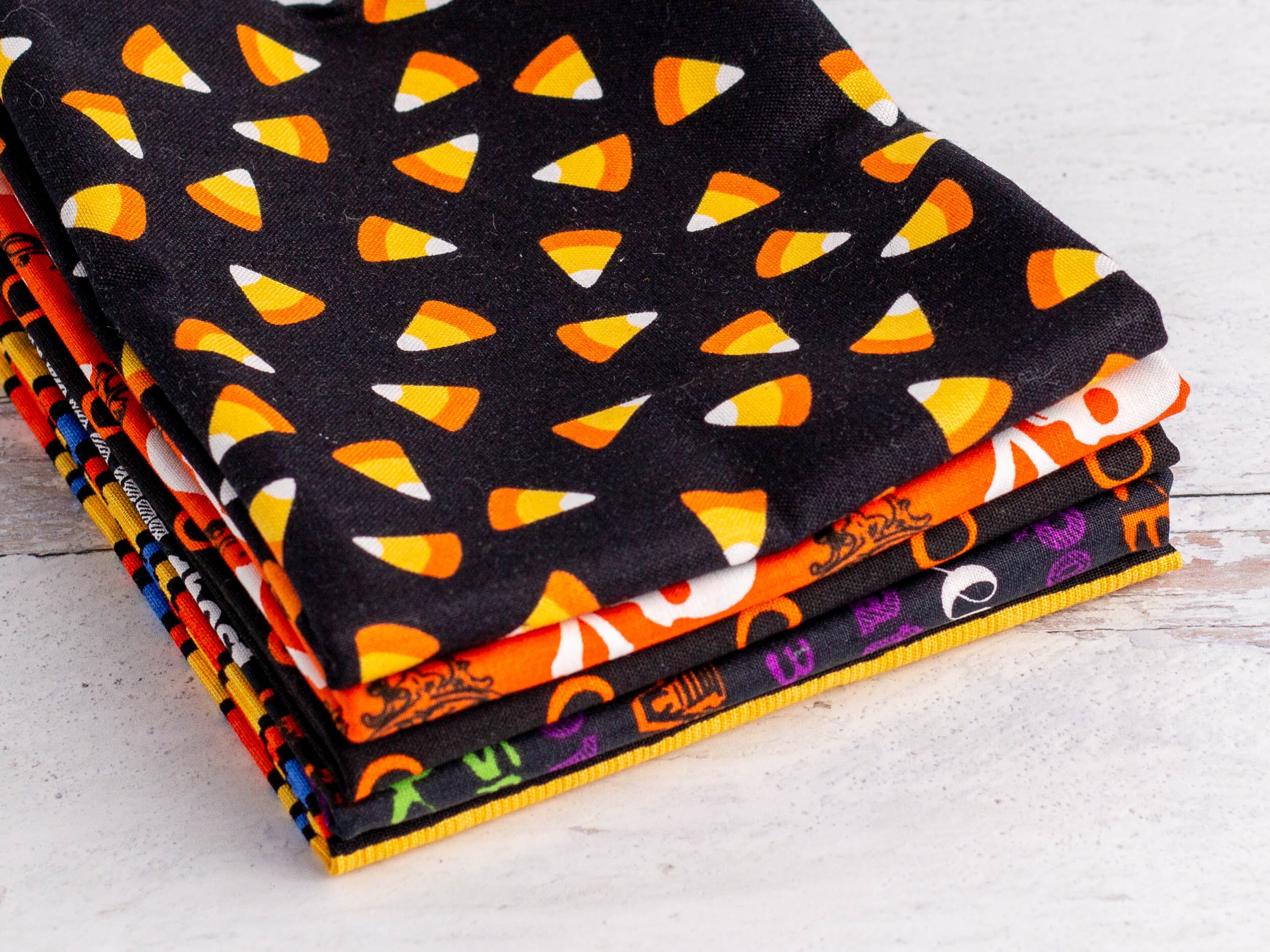 Halloween 5 Piece Fat Quarter Bundle - Quilting Cotton - Etsy