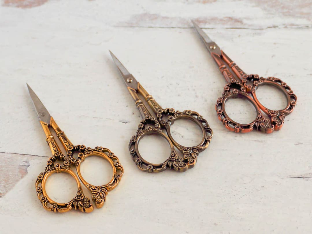 Vintage Inspired Ornate Elegant Floral Scissors - Embroidery - Quilting ...