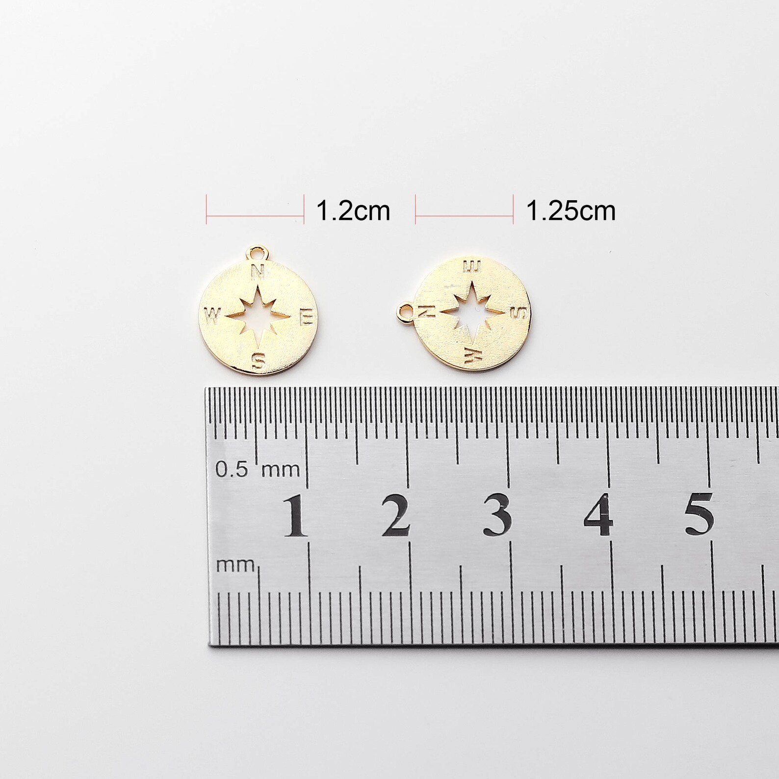 2PCS Brushed Gold Compass Disc Pendant Graduation Jewelry - Etsy