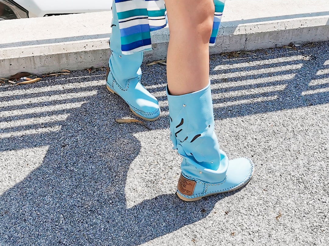 FIORE Inca Boots in Gray Leather Hippie Riding Boots Gypsy Boots ...