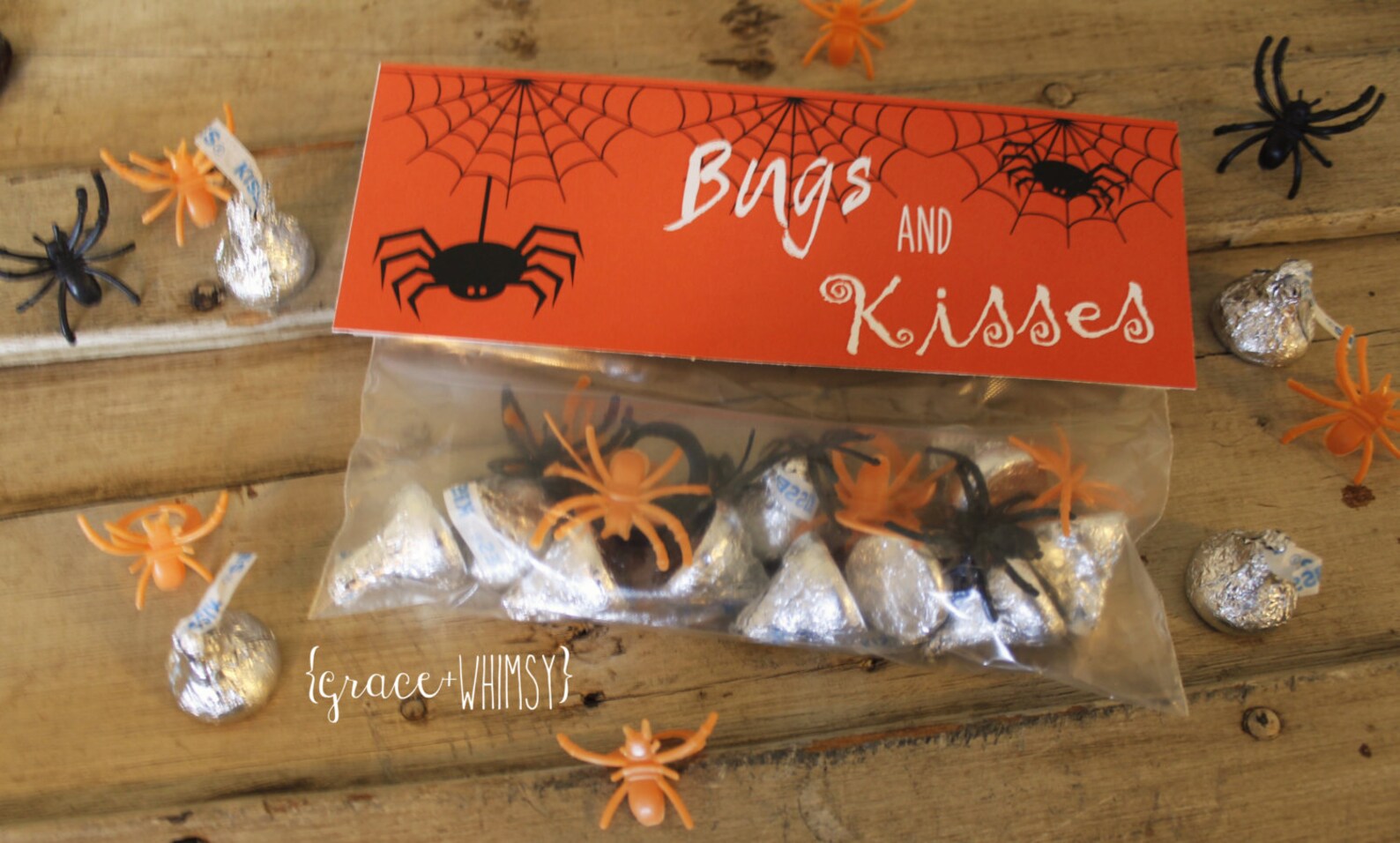 Bugs and Kisses Halloween treat bag topper printable | Etsy