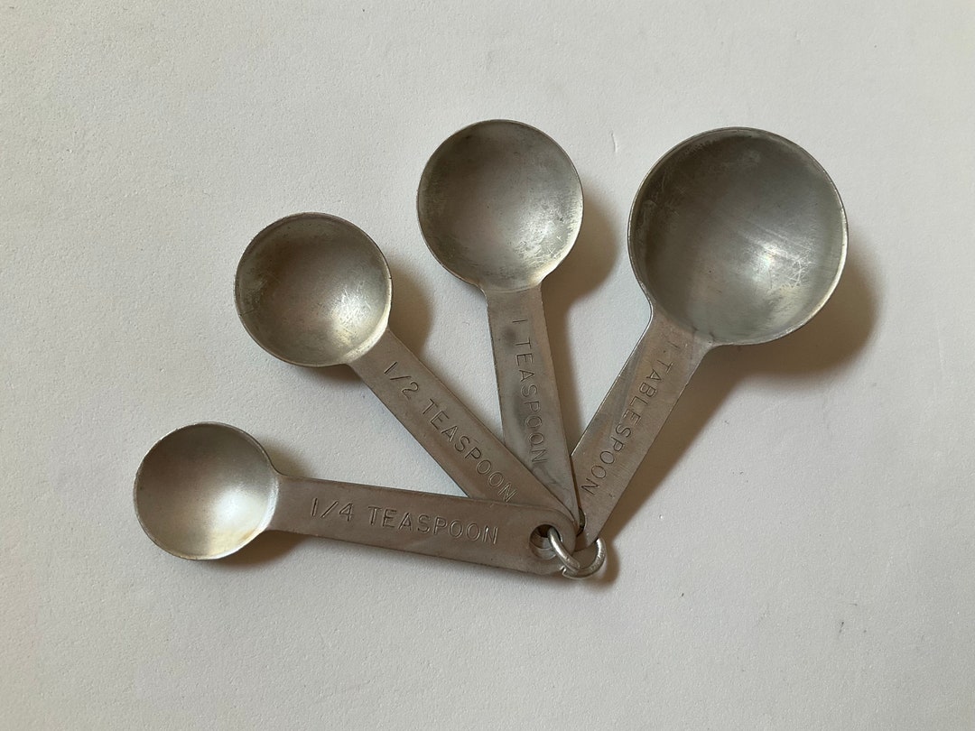 Vintage Aluminum Measuring Spoons Round Early Design - Etsy