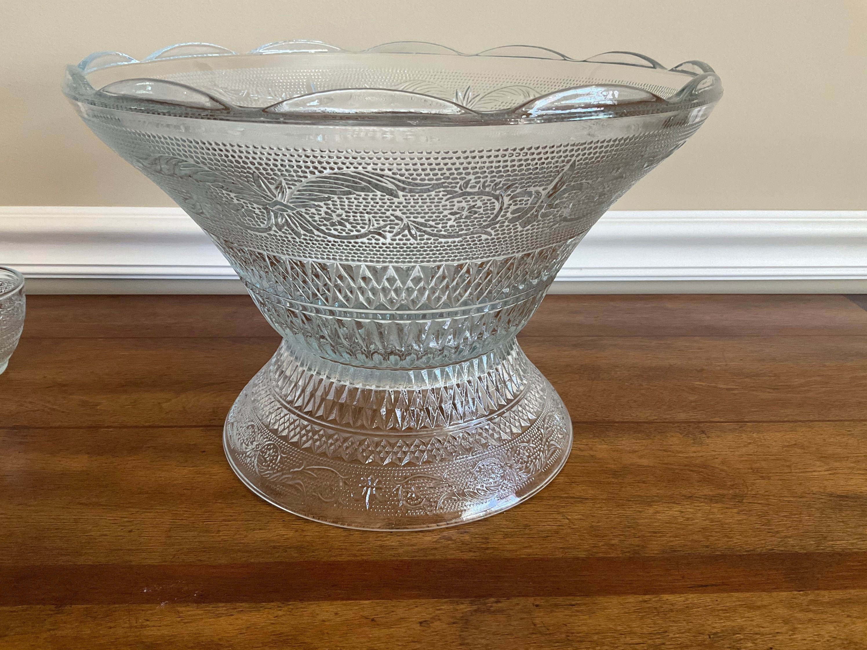 Vintage Sandwich Glass Punch Bowl Set With 12 Cups Hooks Bridal Shower ...