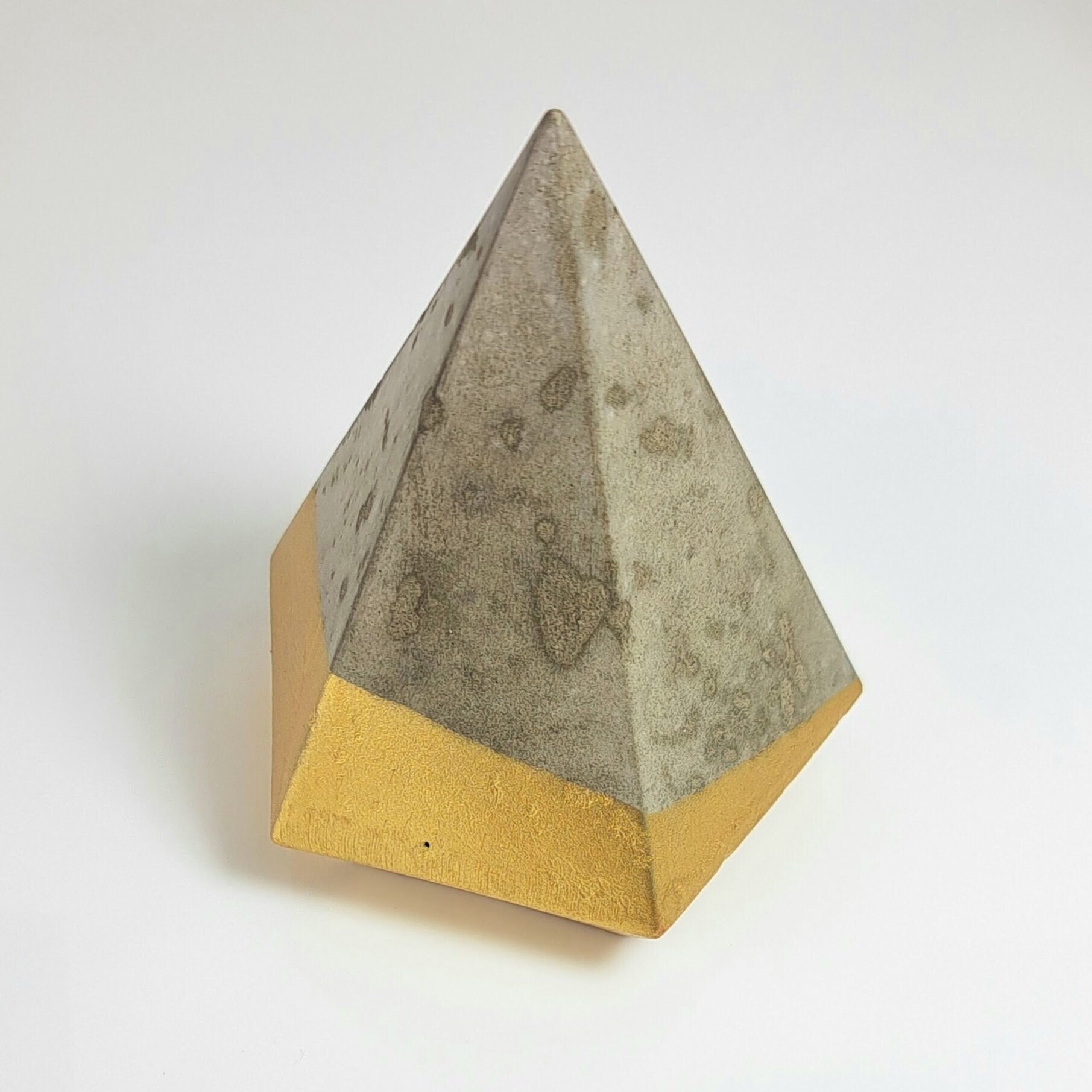 Concrete and Gold Ring Display Stand Diamond Pyramid Jewellery Display ...