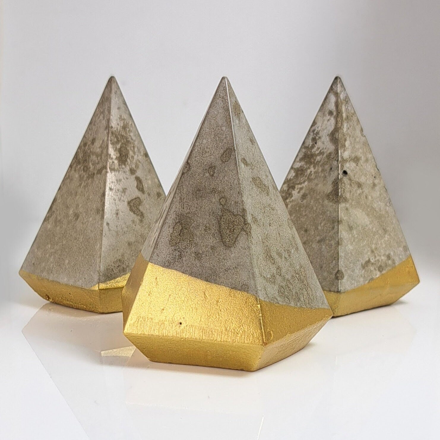 Concrete and Gold Ring Display Stand Diamond Pyramid Jewellery Display ...