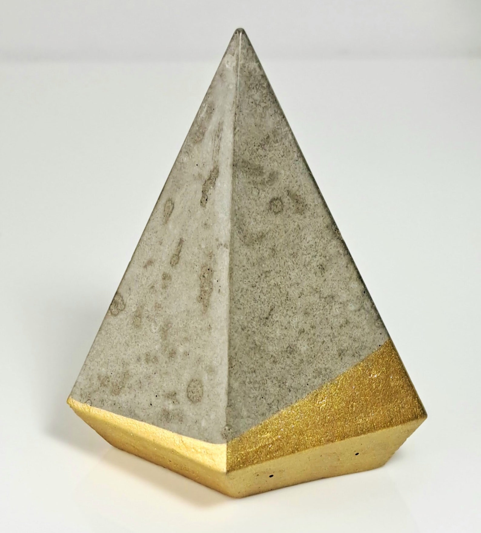 Concrete and Gold Ring Display Stand Diamond Pyramid Jewellery Display ...
