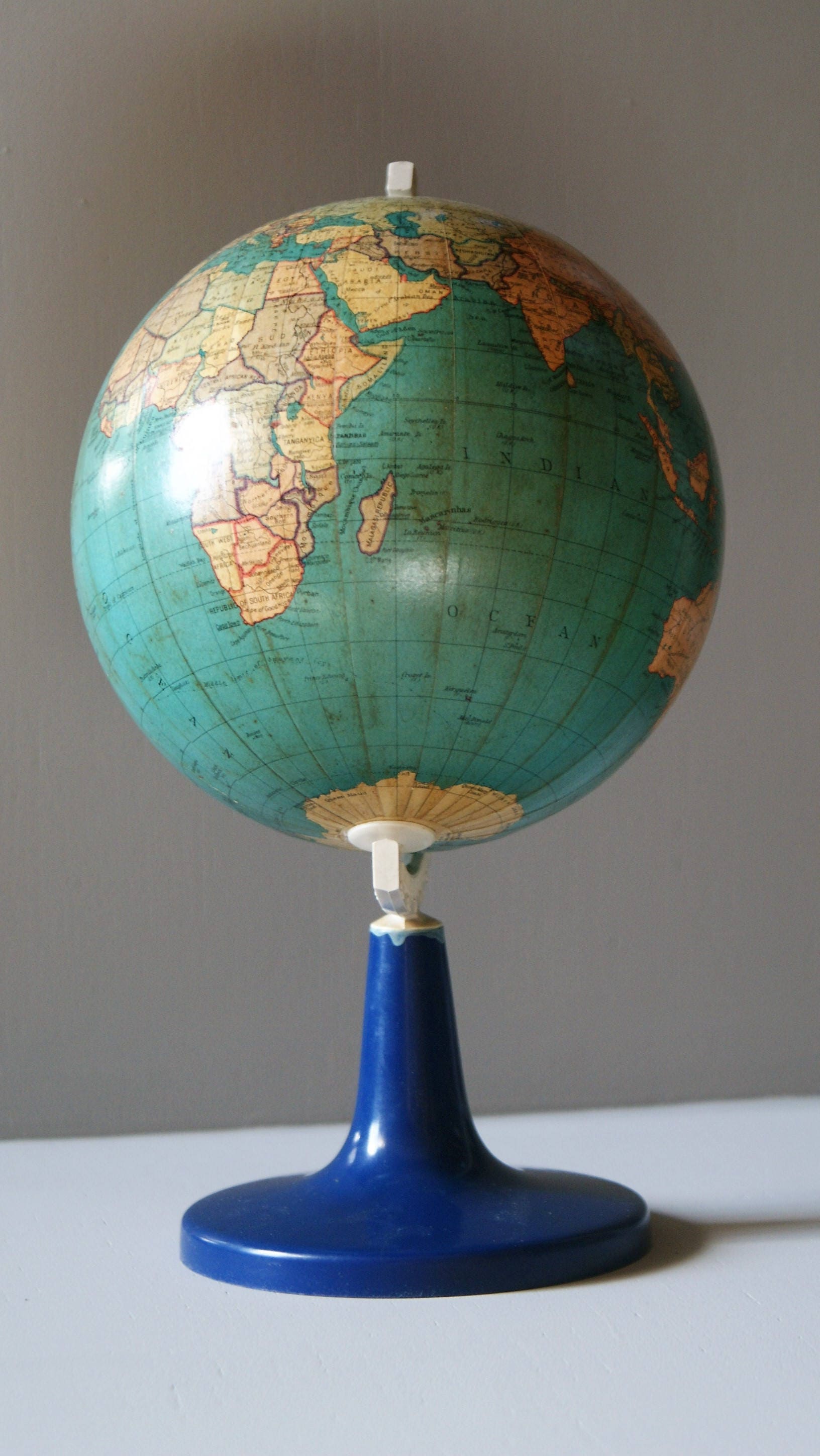 Philips' 8" World Globe and Jacobs Biscuit Tin With Globe Featured on ...