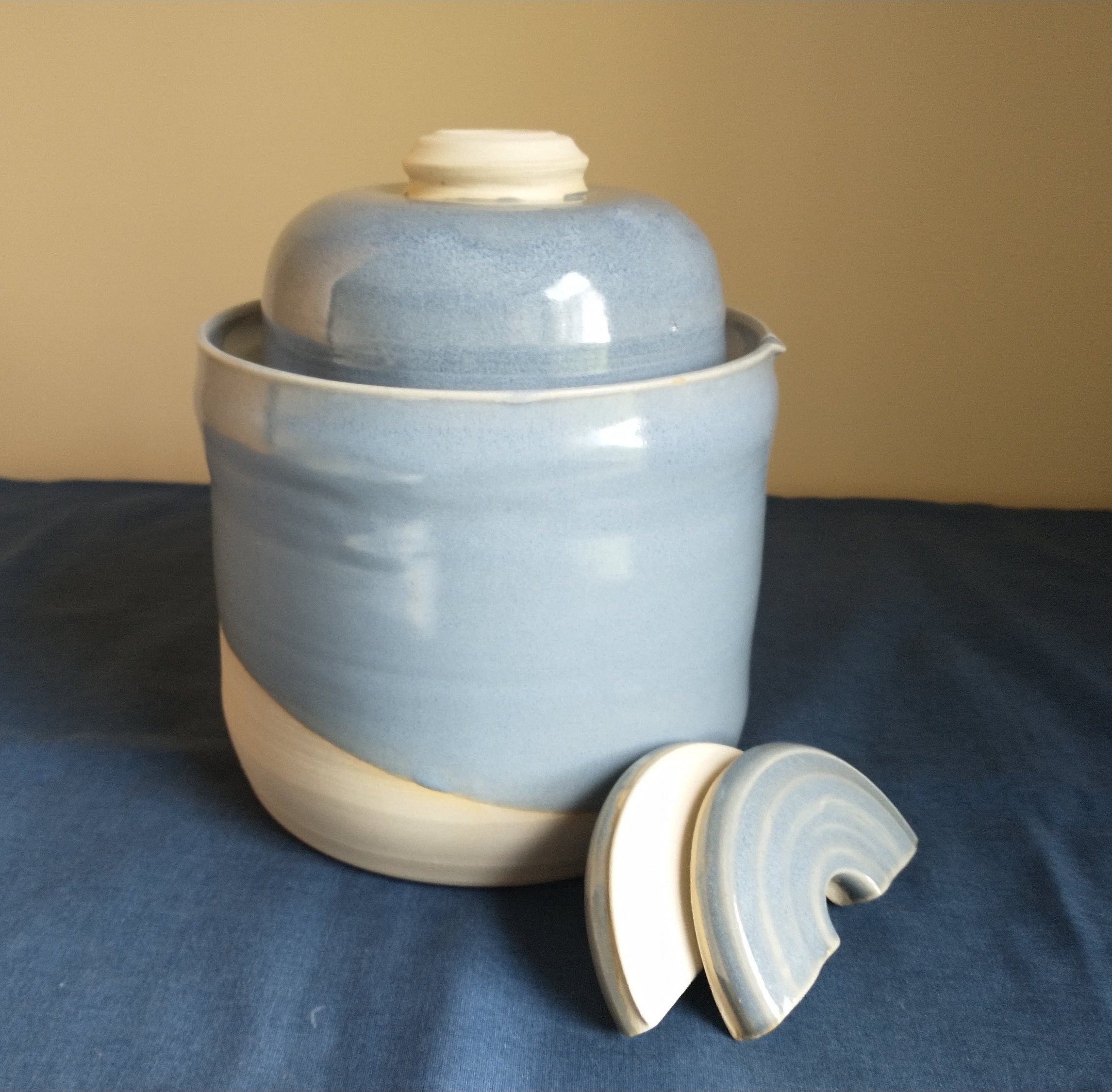 Half Gallon Water Seal Fermentation Crock Holds 9 Cups READY - Etsy