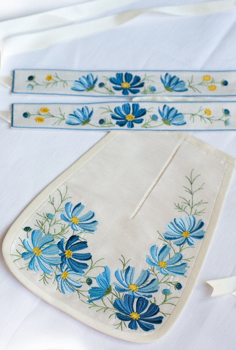 The Set of Embroidered Stocking Garters and of Georgian Pocket - Etsy