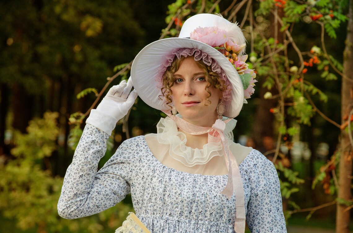 White Regency Bonnet | Etsy
