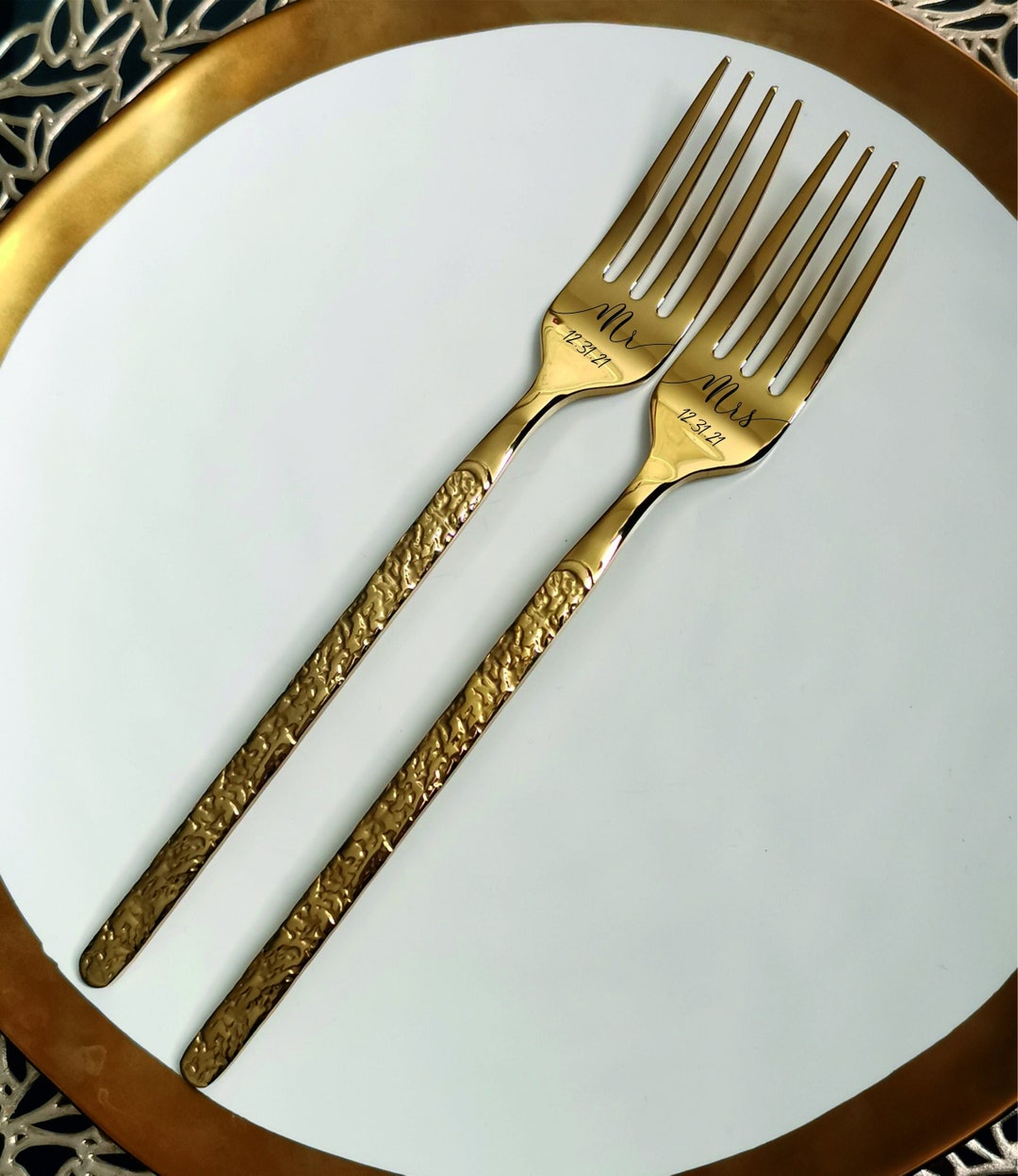 Engraved Gold Wedding Forks: Personalized Mr & Mrs Keepsake - Etsy
