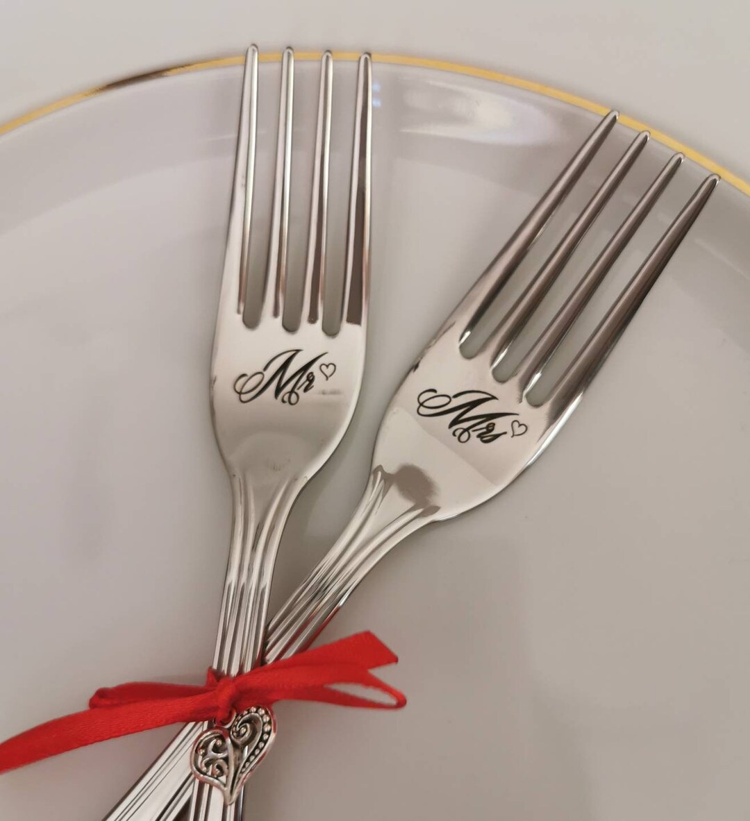 Personalized Mr & Mrs Forks: Engraved Stainless Steel Wedding Keepsake ...