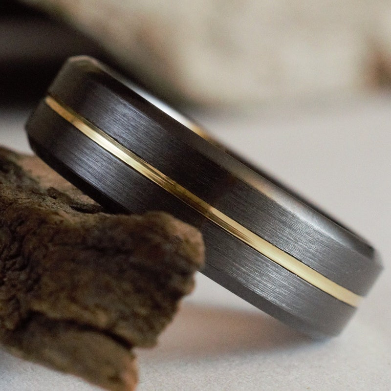 Black Gold Ring - Etsy