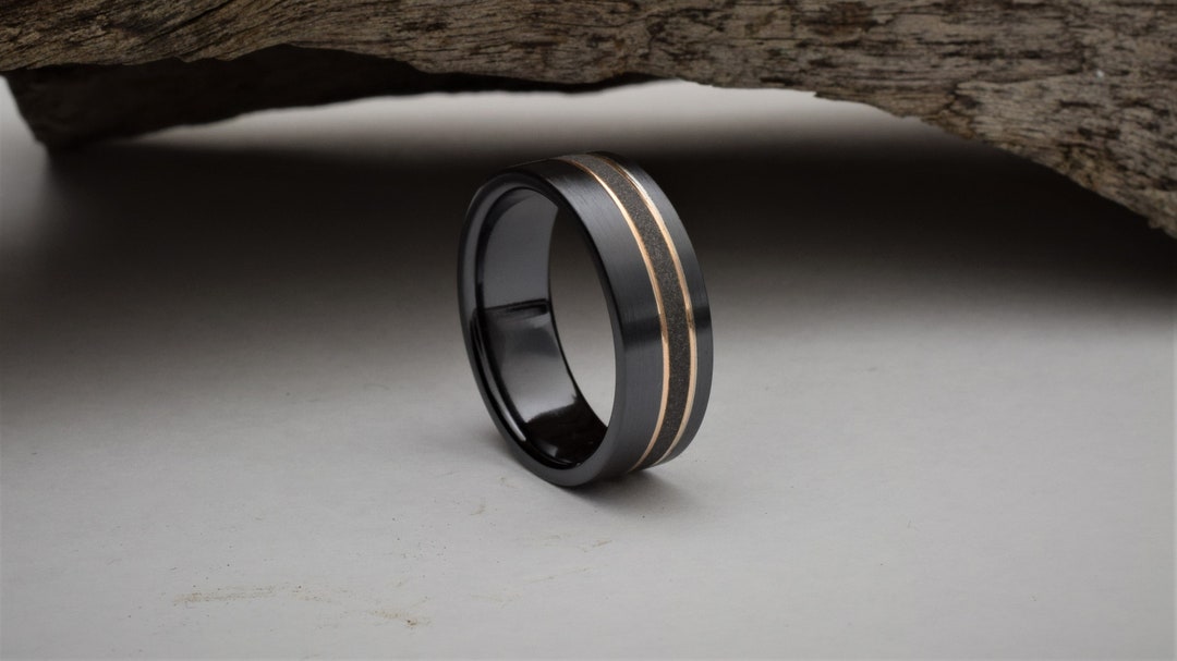 Mens Wedding Bands, Titanium and Gold Ring, Unique Titanium Ring, Bague ...