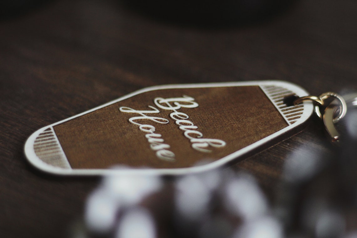 Beach House Hotel Keychain Motel Vintage Style Keychain - Etsy