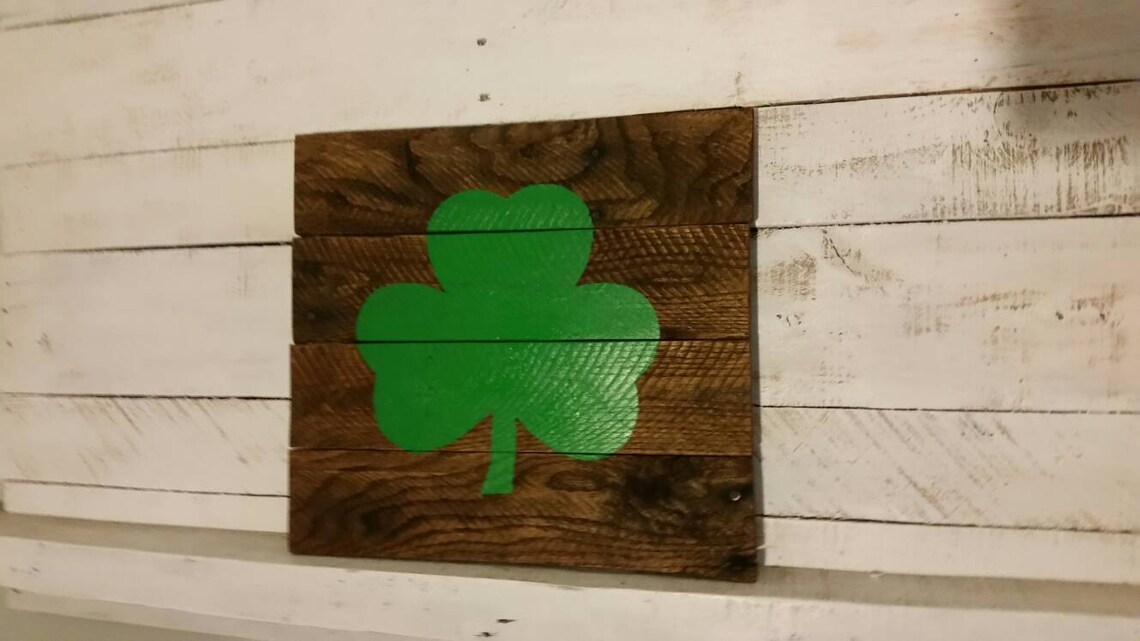 Shamrock Decor Shamrock Sign Shamrock Pallet Sign Wooden - Etsy