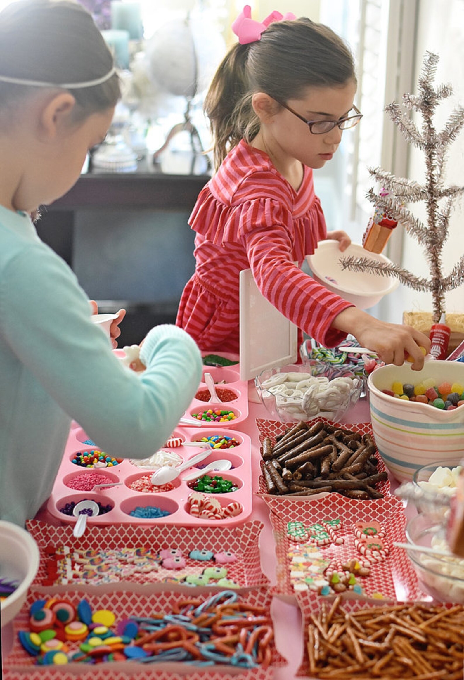 Gingerbread House Decorating Party Toppings Station 4x6 | Etsy
