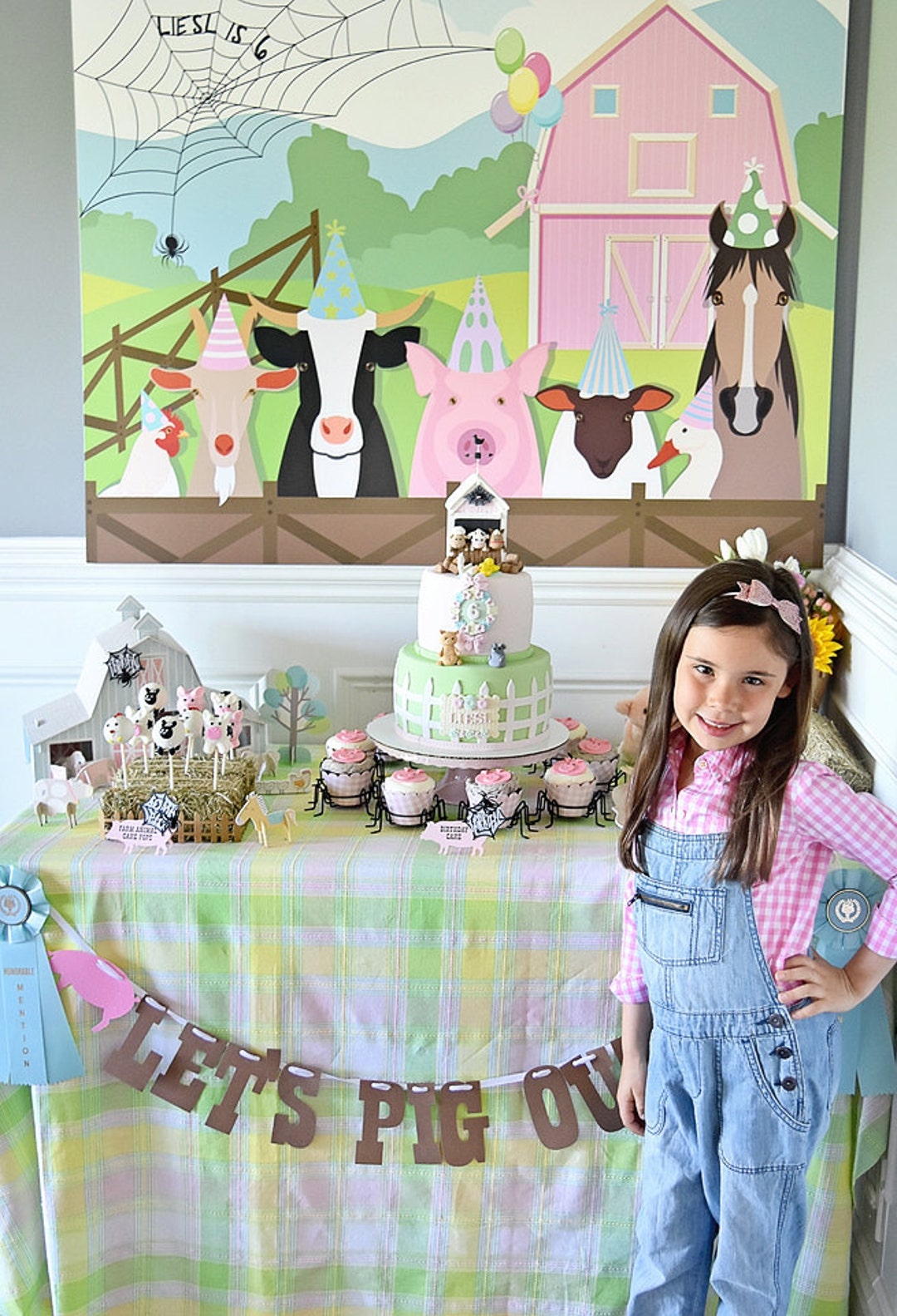 Cake Table Backdrop Charlotte's Web Party "custom Name and Age" Dessert ...