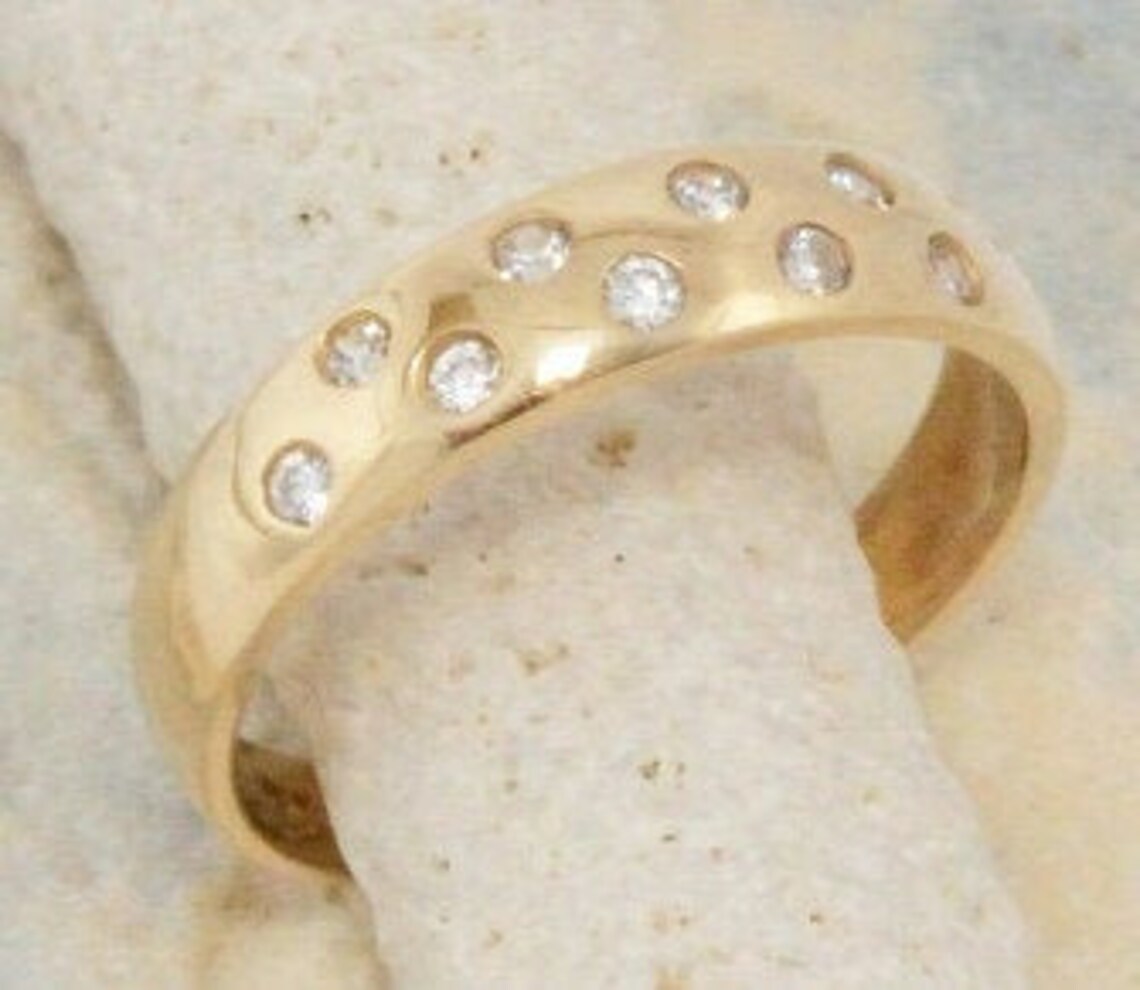 0.20ct Scattered Burnish Set Diamond Promise Ring/scattered - Etsy