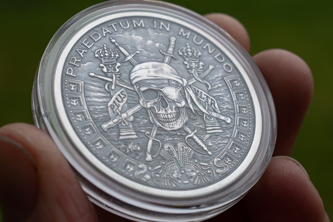 1oz Antiqued Silver Pirates Plunder Challenge Coin | Everyday Carry ...