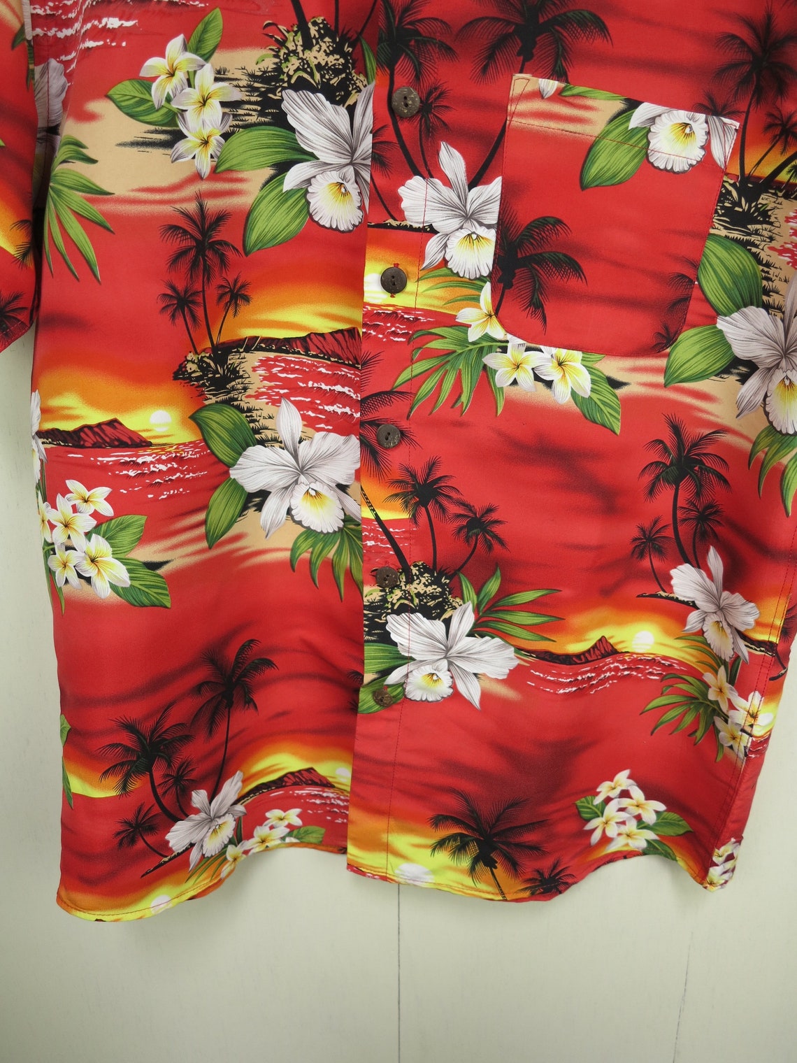 Red Hawaiian Shirt / Mens Tropical Print Shirt / Vintage Beach - Etsy