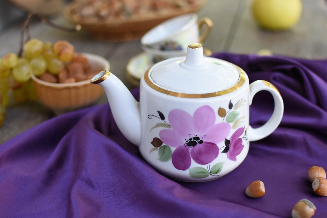 Vintage Porcelain Teapot,with Lid //hand Painted Porcelain//made in ...
