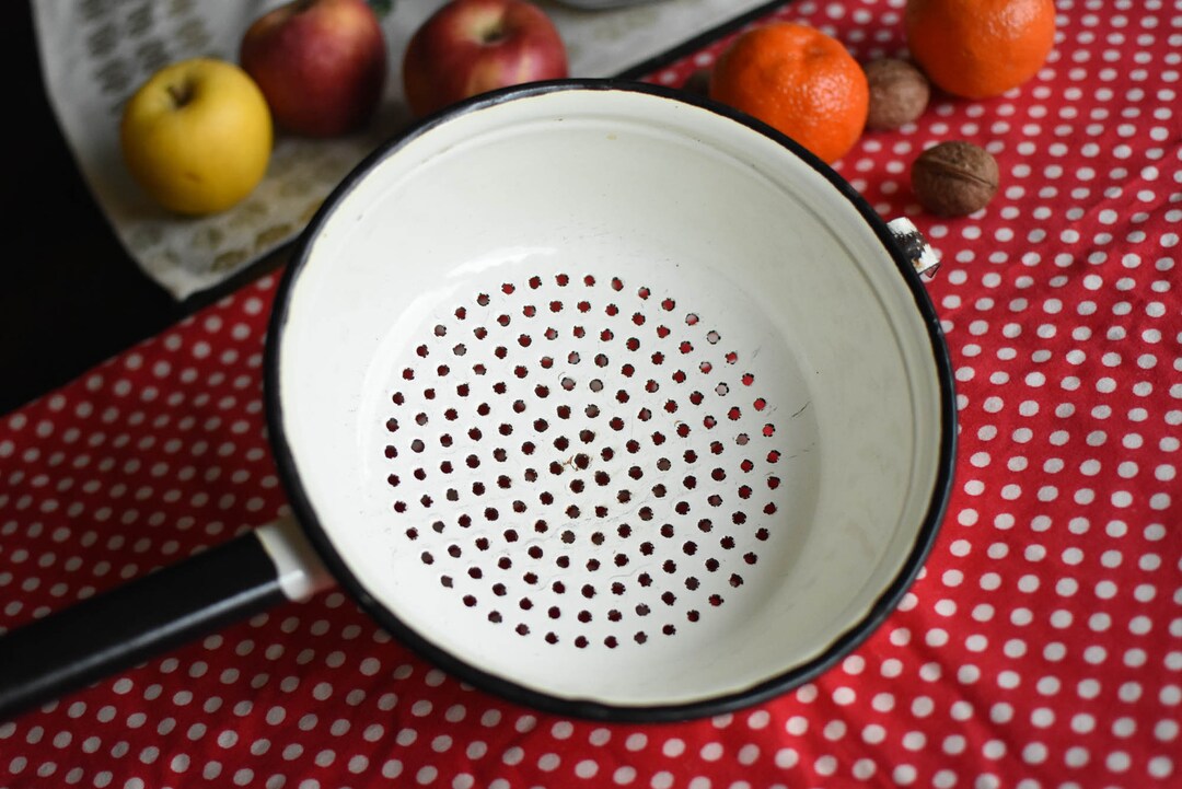 Vintage 1960's White Enamel Colander//military Colander//old Sieve//old ...