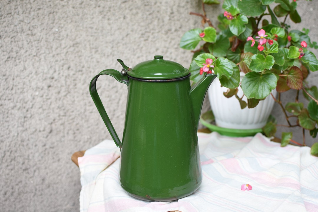 Vintage Large Enamel Teapot/rustic Tea Kettle//farmhouse Decor/vintage ...