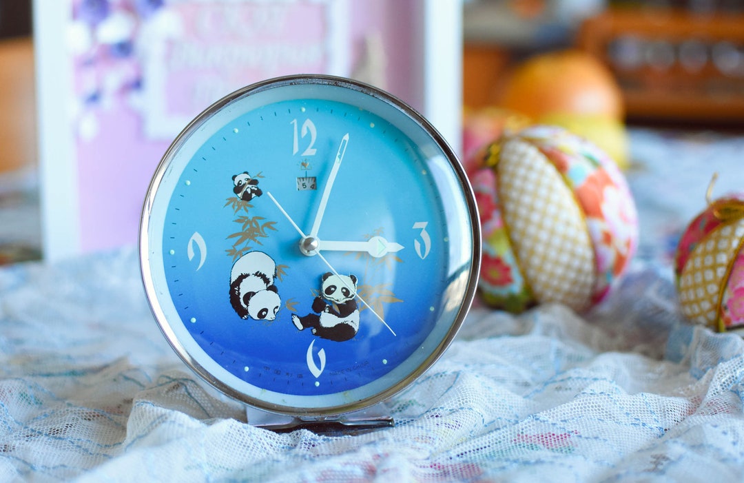 Vintage Mechanical Alarm Clock//chinese Alarm Clock 60s//working ...