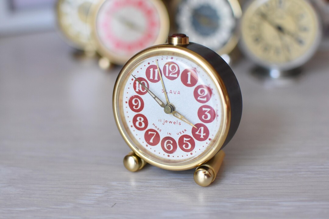 Vintage Desk Soviet Working Clock/bedroom Clock//mechanical Working ...