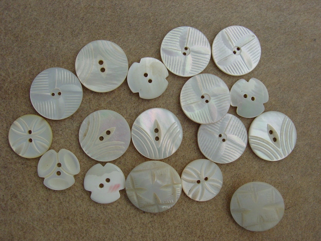Lot of 17 Vintage MOP Buttons - Etsy