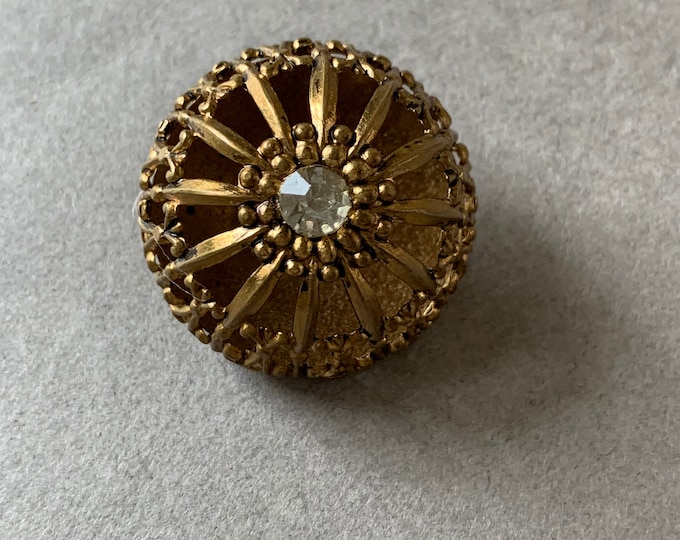 BUTTON METAL VINTAGE, Metal Domed Collector Button With Rhinestone ...