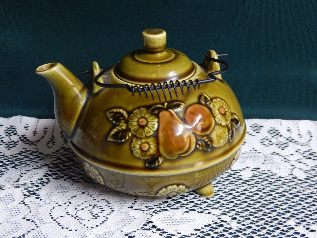 Ceramic Embossed Teapot - Footed Teapot With Wire Handle - Retro ...