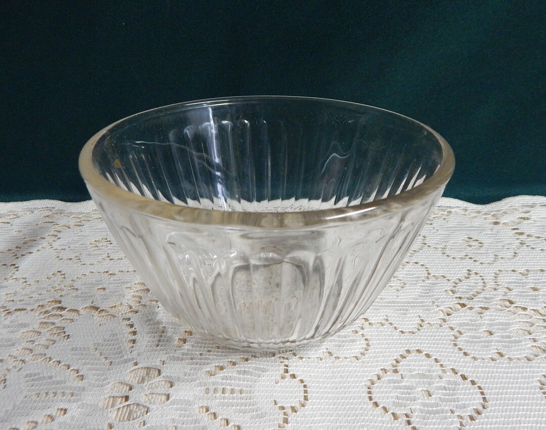 Pyrex Sculpted Bowls - 3 Cup Pyrex Clear Sculpted Bowls 750ML #7401-S ...