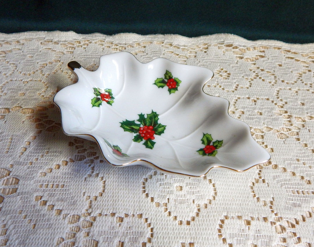 Lefton Leaf Dish - Holly Leaf Dish - 5" Leaf Dish - Lefton Christmas ...