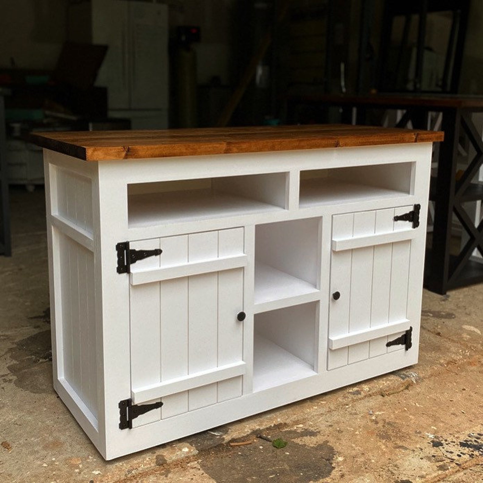 Rustic Farmhouse Media Center / TV Console / Entertainment Center - Etsy