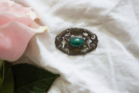 1940s Forest Fern filigree enamel oval large brooch |… - Gem