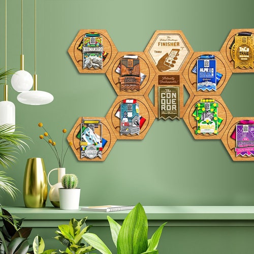 The Conqueror Virtual Challenge Finisher Medal Display Holder - Etsy Canada