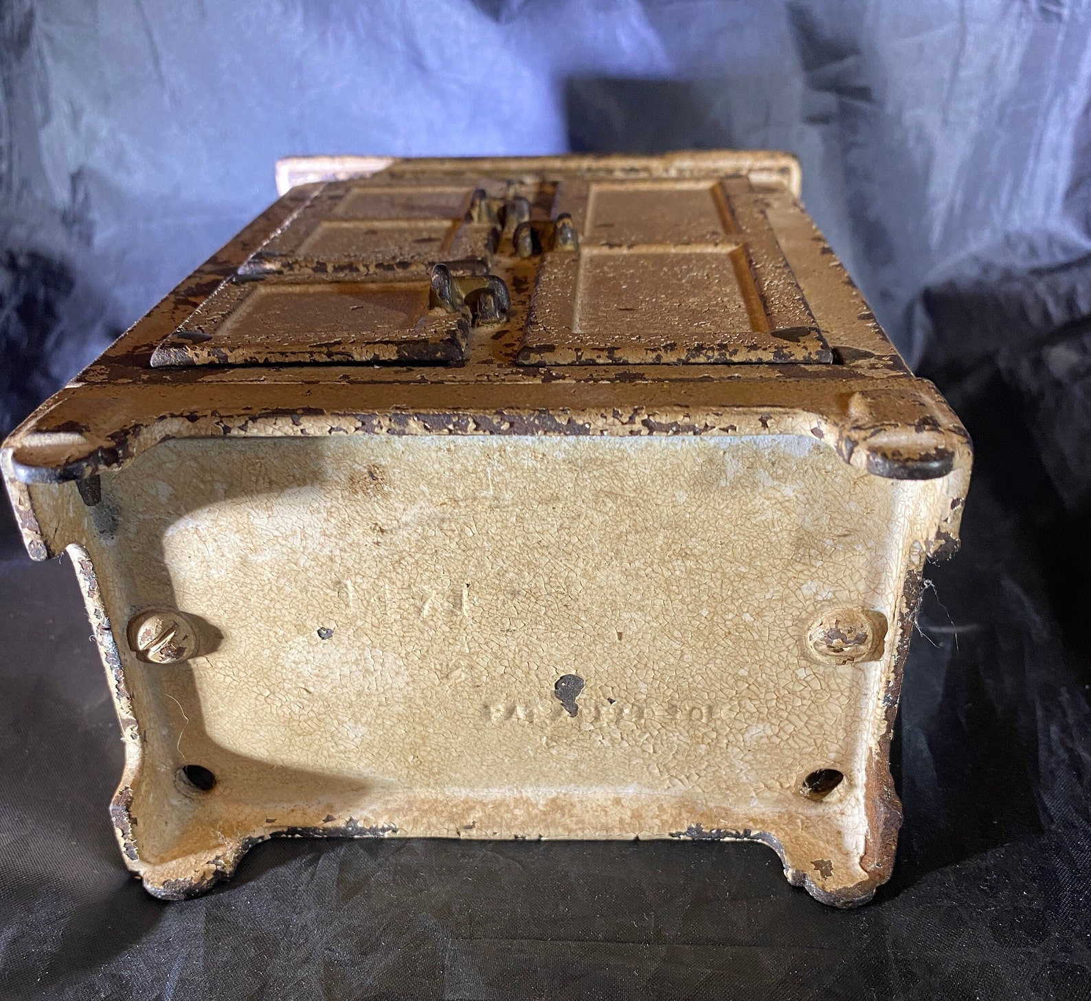 Hubley Alaska Ice Box Cast Iron Miniature. - Etsy UK