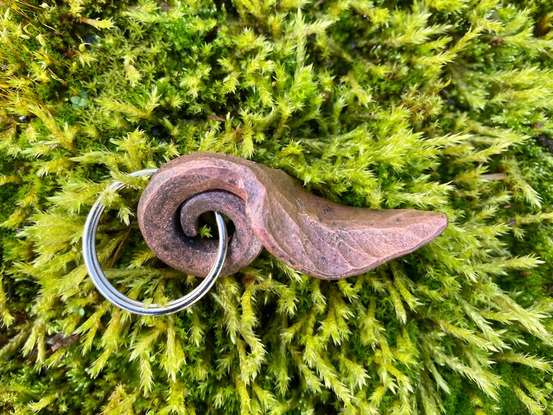 Hand Forged Leaf Keyring / Key Fob / Blacksmith Leaf - Etsy UK
