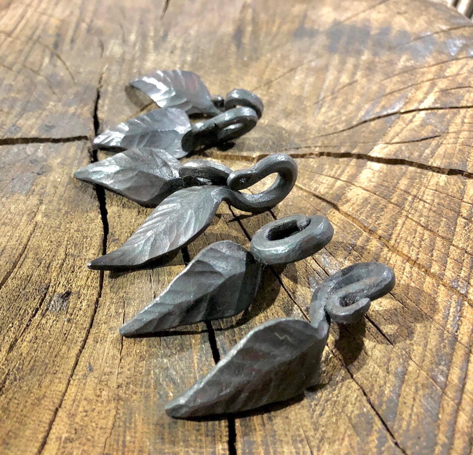 Hand forged leaf keyring / key fob / Blacksmith leaf | Etsy