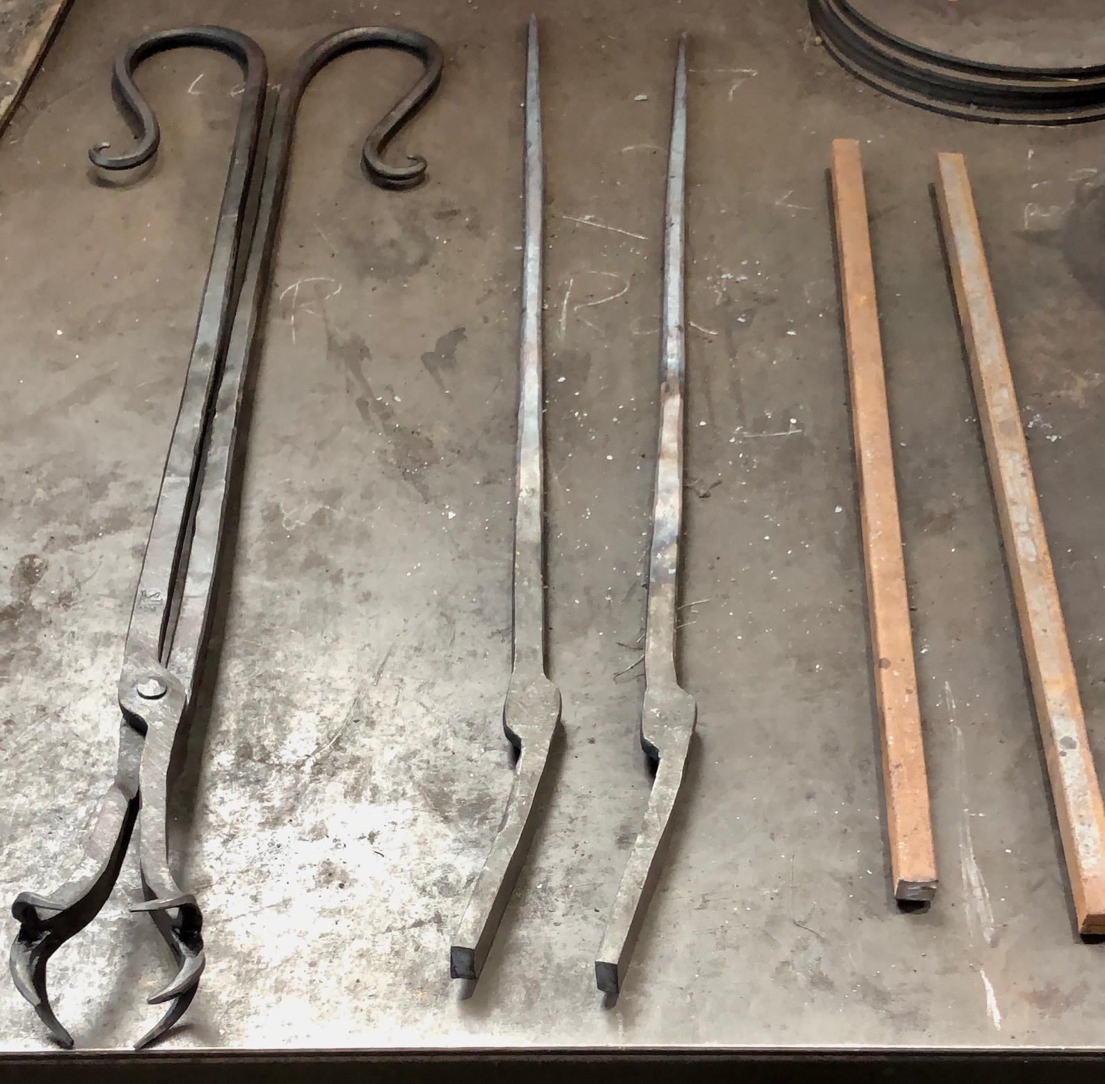Large Fire Pit / Fireplace Tongs. Heavy Duty, Forged From Solid Steel ...