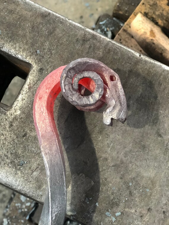 Ram's Head Fire Poker / Hand Forged / Blacksmith Fire Pit - Etsy Canada