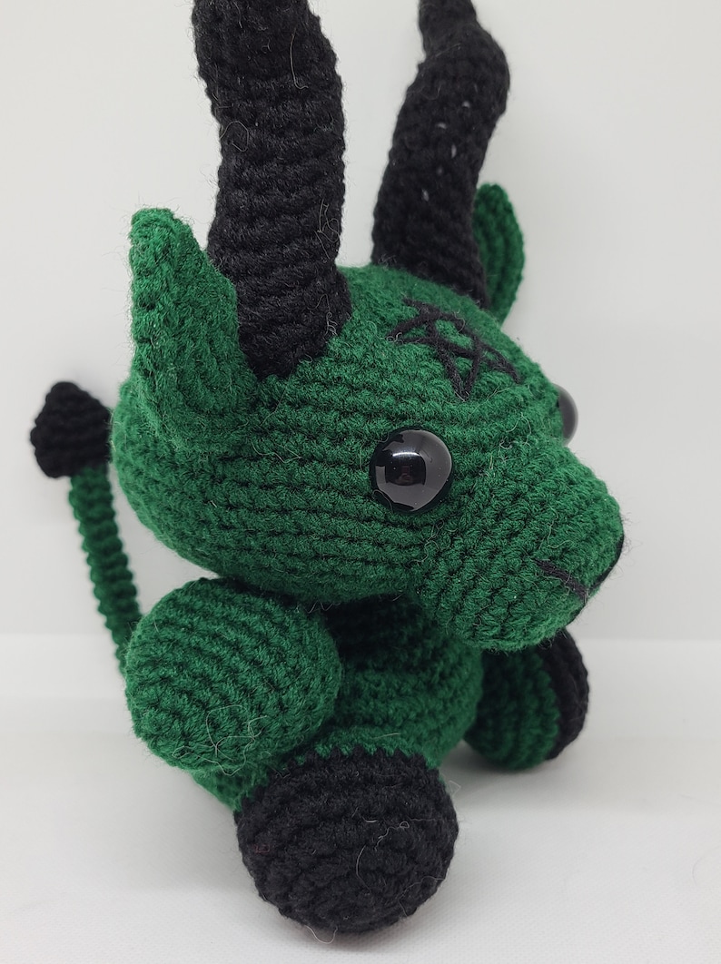 Crochet Baphomet Plush, Toy Cow, Goat Demon Stuffie, Devil, Amigurumi ...