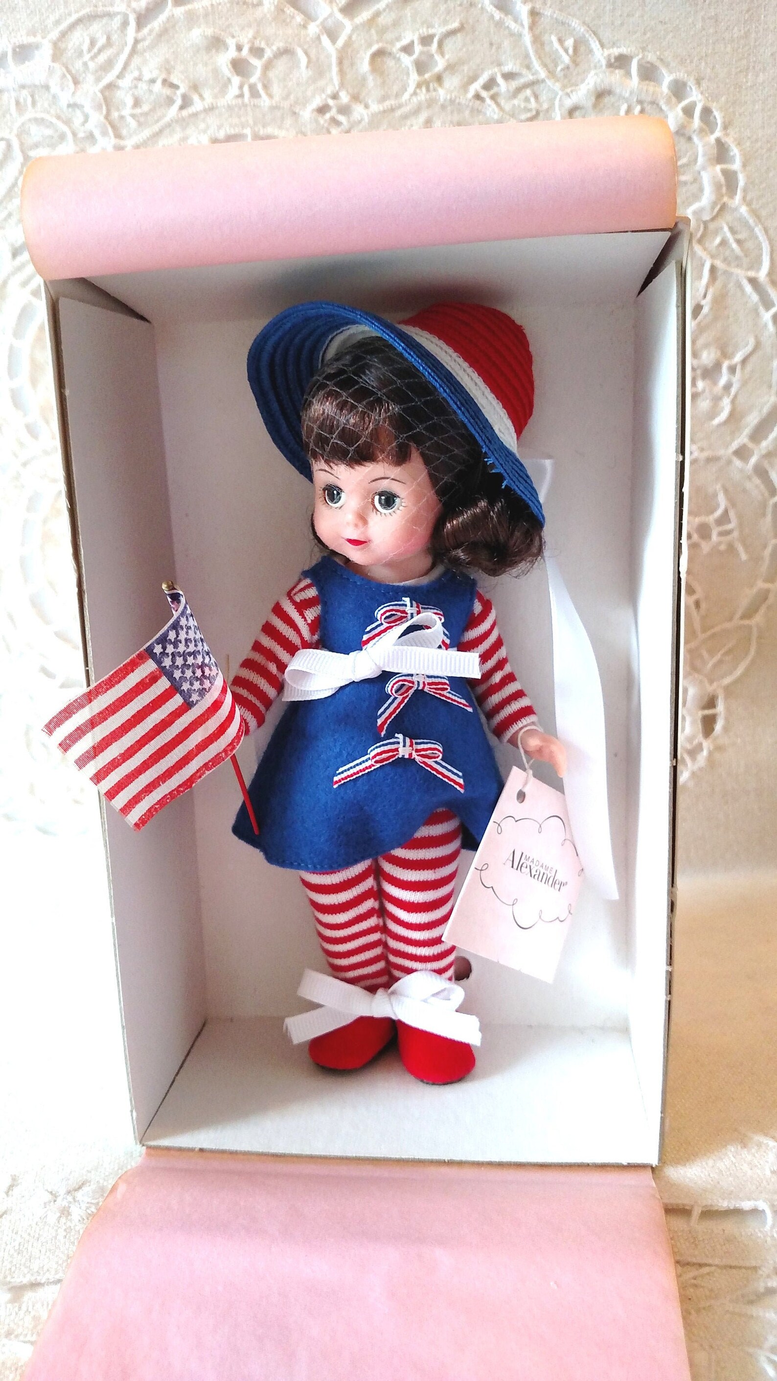 Waving the Flag HTF NRFB Madame Alexander 8 Vintage - Etsy