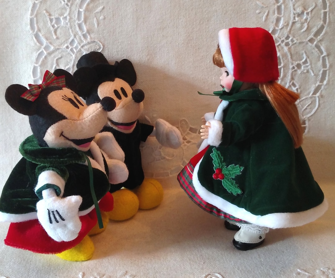 Caroling With Mickey and Minnie, Madame Alexander, Disney, 8" Doll Set ...